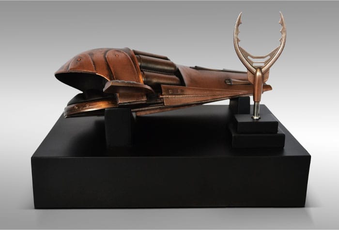 Predator 2 Model Life-Size Replica Netgun and Speargun Projectile 28cm ...