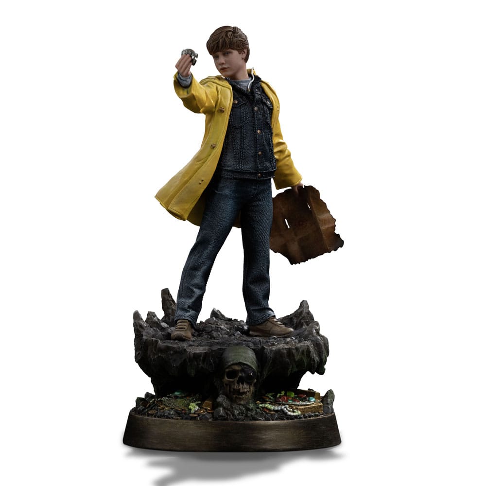 The Goonies Art Scale Statue 1/10 Mikey Walsh (40th anniversary) 21cm ...