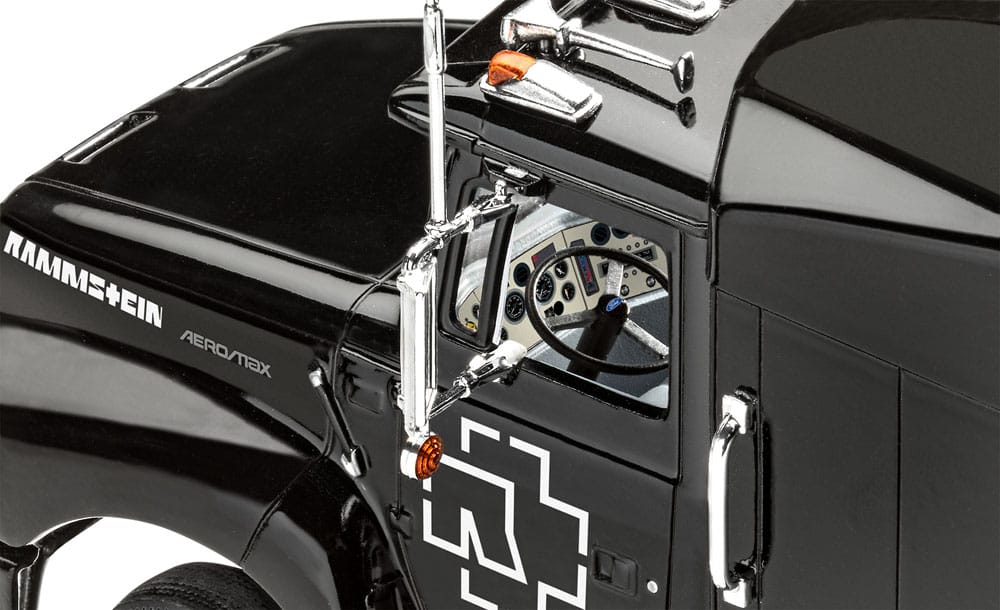 Rammstein Model Kit Gift Set Tour Truck Rammstein - Hobby Figures