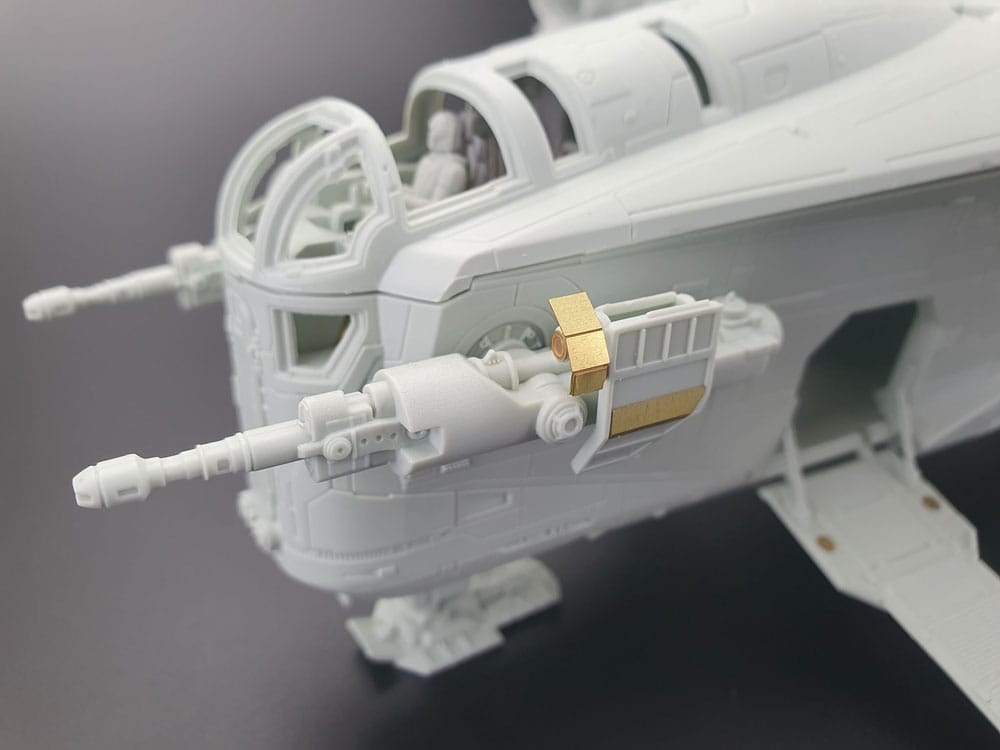 Star Wars: The Mandalorian Model Kit Razor Crest "Platinum – Hobby Figures